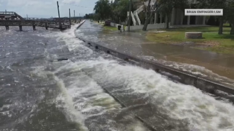 Gulf Coast bracing for flooding, more as Hurricane Sally churns toward ...