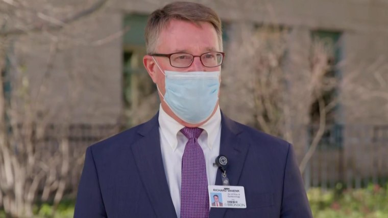 How will Pfizer distribute Covid vaccines?