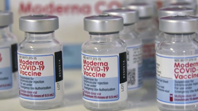 FDA advisory panel unanimously recommends Moderna booster shots against ...