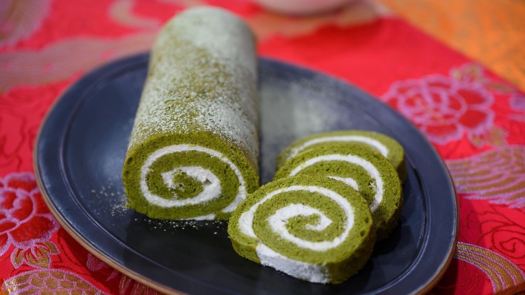 Matcha Jasmine Swiss Rolls Recipe