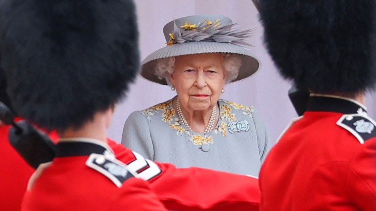 Intruder sparks royal security breach at Queen’s Windsor Castle
