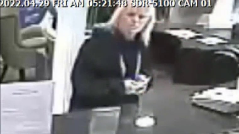 New clues released of missing Alabama inmate and prison officer