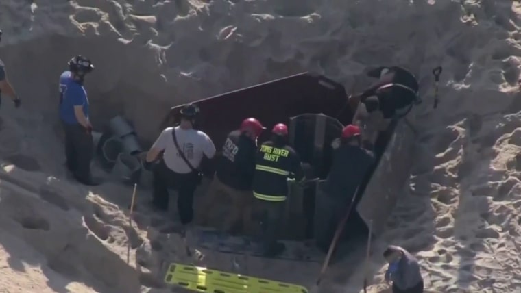 Teen killed after 10-foot sand hole collapses at New Jersey beach