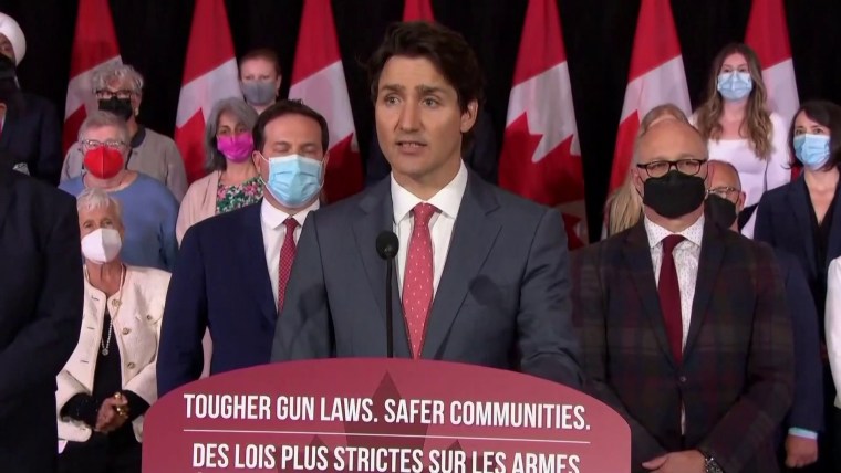 Trudeau proposes national freeze on handgun sales in Canada