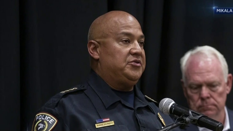 Uvalde mayor pushes back at school and police department critique