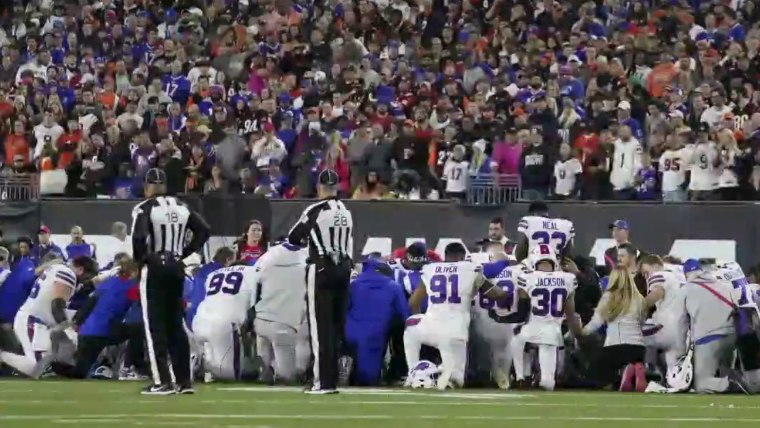 Bills player Damar Hamlin in critical condition after collapse Bills player Damar Hamlin in critical condition after collapse