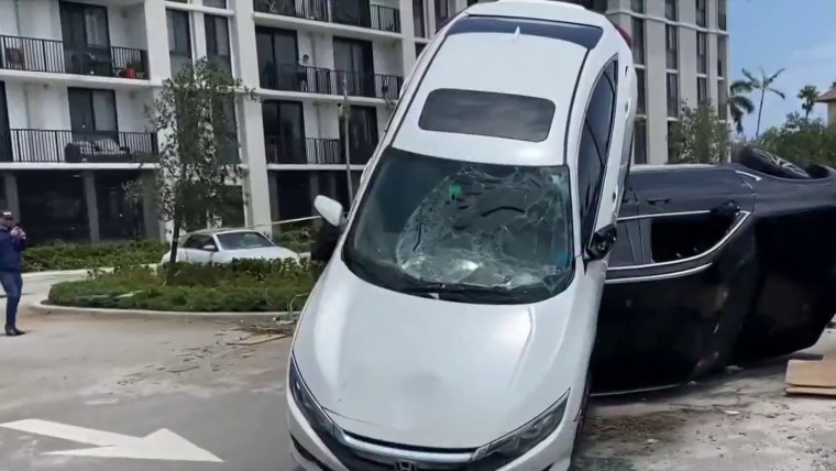 Tornado with 130 mph winds flips cars and damages homes in Florida