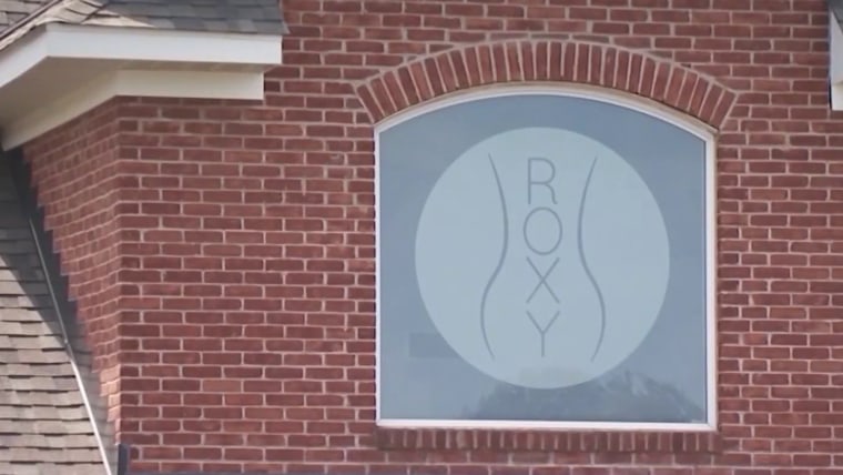 Ohio plastic surgeon who livestreamed parts of procedures on TikTok ...
