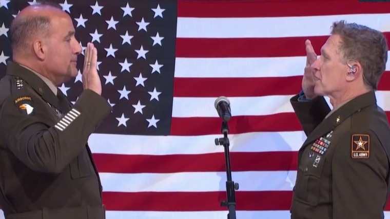 Country Star Craig Morgan re-enlists in the Army