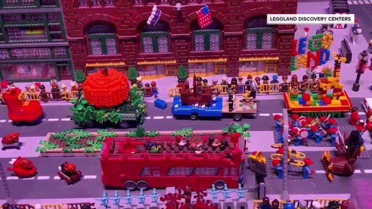 Lego makes putting a Thanksgiving parade together a snap