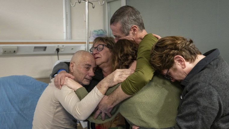 Israeli forces storm Gaza Strip apartment, rescue two hostages