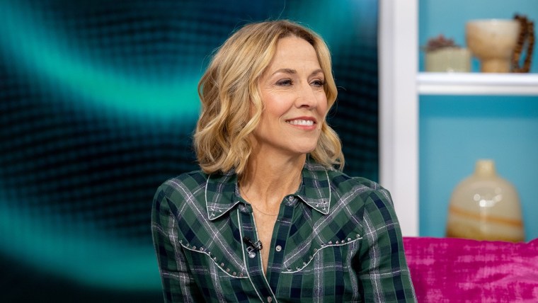 Sheryl Crow on ‘Evolution’ album, raising teens, Olivia Rodrigo