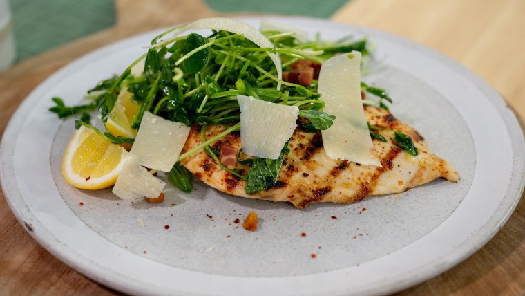 Lemony grilled chicken paillard, sweet salad: Get the recipes!