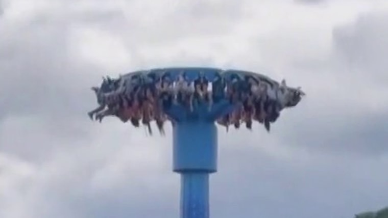 People stuck upside down on AtmosFEAR ride in Portland