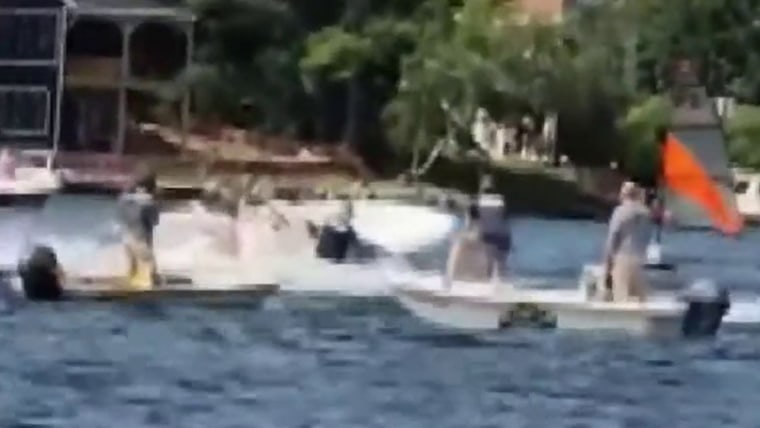 Video shows teen jump from moving watercraft to stop runaway boat in ...
