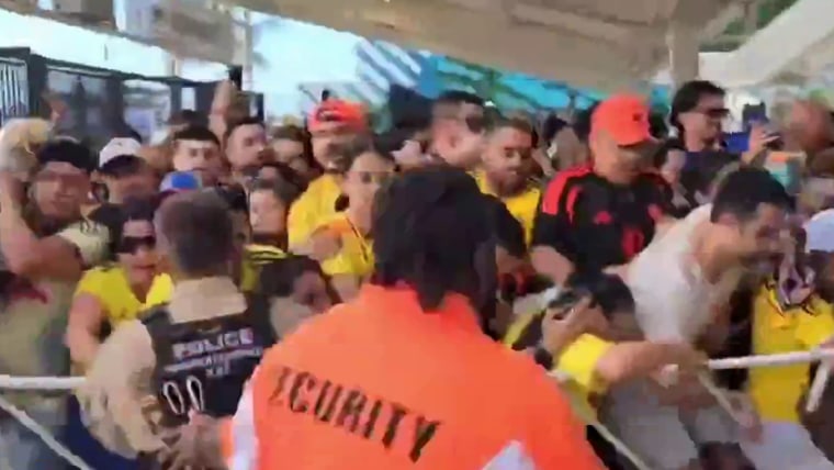 Mayhem at Copa América gates in Miami prevented ticketed fans from ...