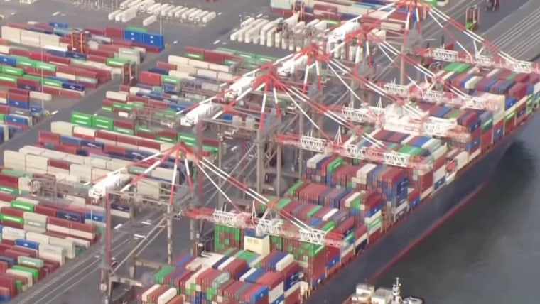 Dock strike looms on East and Gulf coast ports
