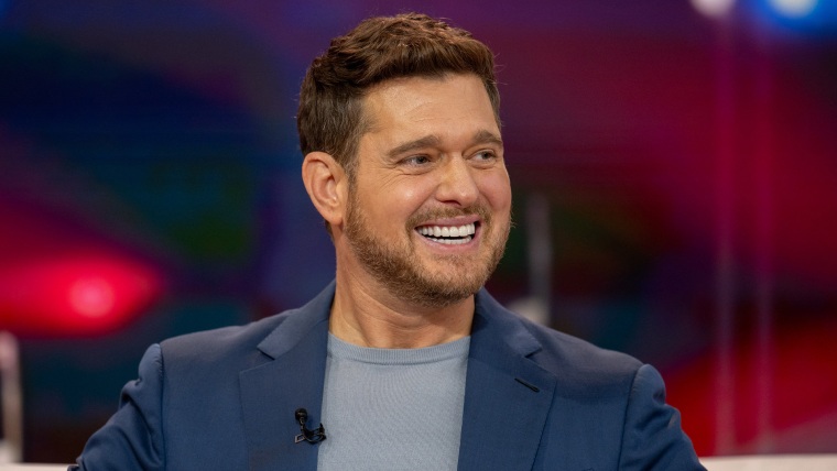 Michael Bublé Still Goes Viral for Christmas Memes — What He Thinks of ...
