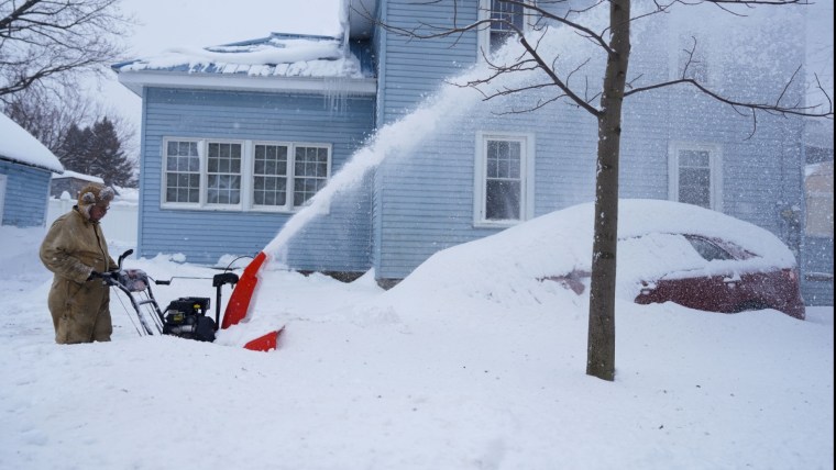 More snow, bitter cold to slam Northeast and Midwest in fast-moving ...