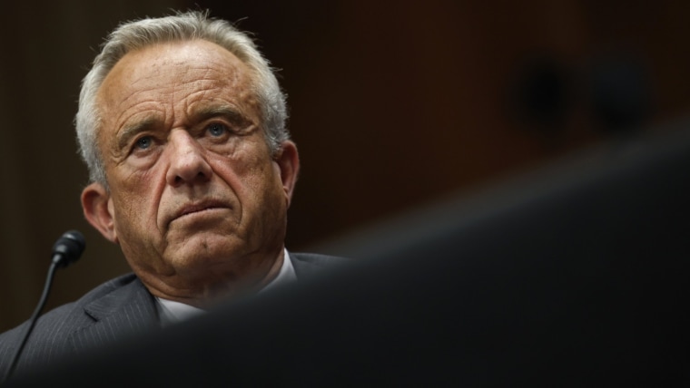 Senate panel advances RFK Jr.'s nomination to be health secretary