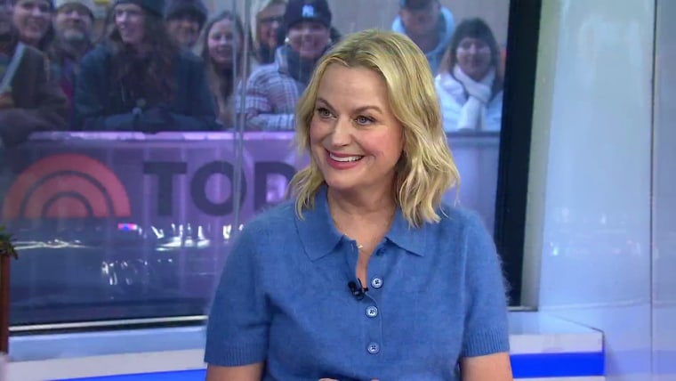 Amy Poehler Recalls Moment Jon Hamm Turned Her Tears Into Laughs At 'SNL'