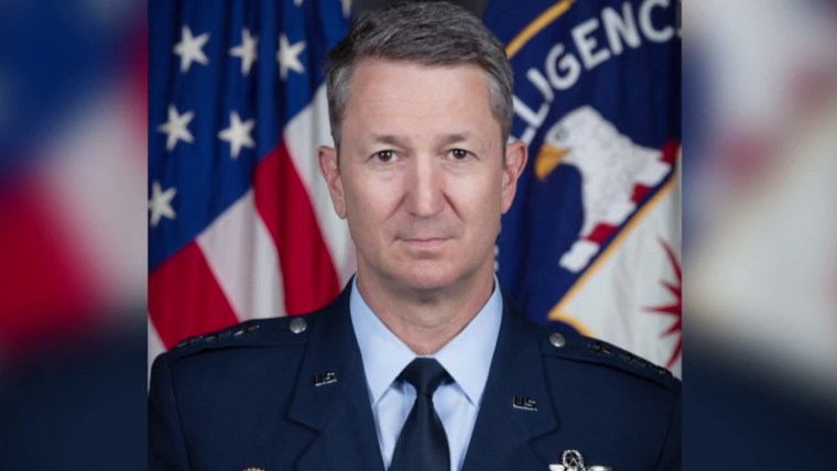 Trump picks retired Air Force Lt. Gen. Dan Caine as next Joint Chiefs ...