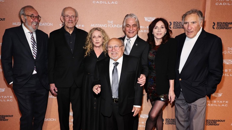 ‘Taxi’ Cast Reunites To Honor Danny DeVito