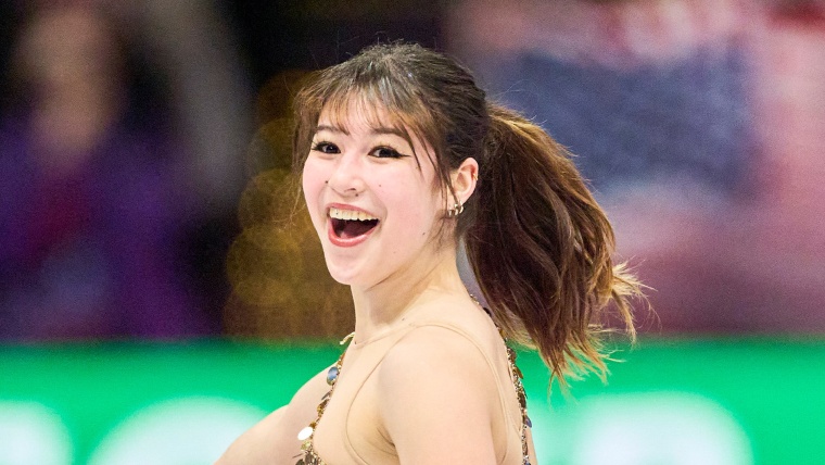 Figure skater Alysa Liu makes comeback at world championship