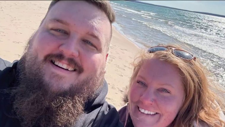 Michigan man getting trapped in 'quicksand' turns into love story