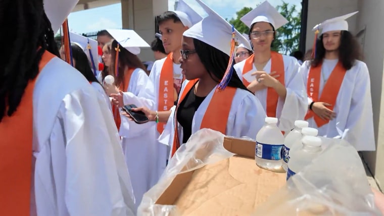 Extreme heat causes illness at New Jersey graduation