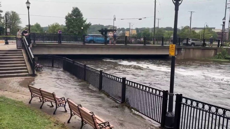 Wild Weekend Weather Wreaks Havoc Across US