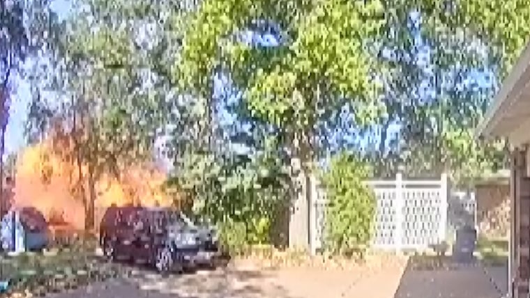 Doorbell camera shows moment Missouri house explodes
