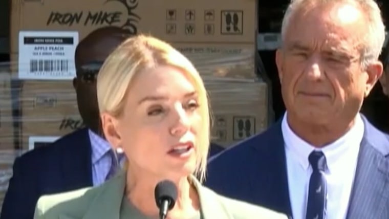 Bondi and Kennedy announce illicit vape bust in Chicago