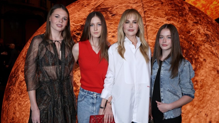 See Nicole Kidman Holding Hands with 2 Daughters at Fashion Show