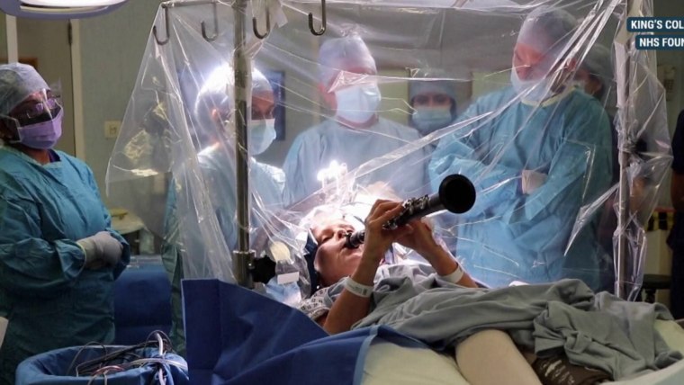 Music meets medicine as Parkinson's patient plays clarinet during brain ...