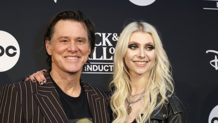 Was Alexis Stone the Jim Carrey Impersonator at the Cesar Awards?