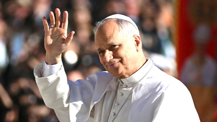 The Pope Shares His 4 Favorite Movies and They're All Tear-Jerkers