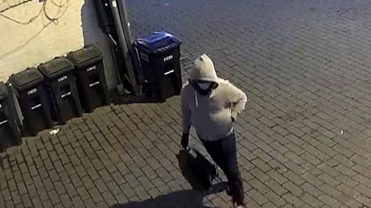 Prosecutors Identify Suspect in 2021 DC Pipe Bomb Case