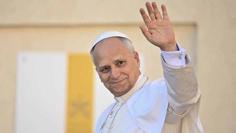 How to Watch the Pope's Christmas Eve Mass Tonight