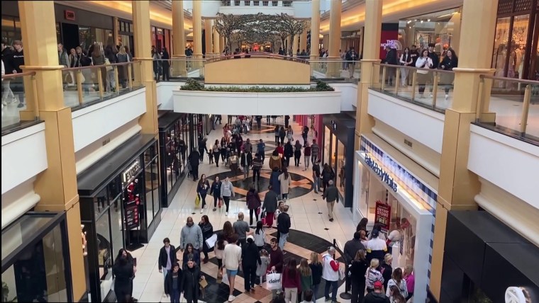 Aldi New Year's Hours: Find Out When Stores Open and Close