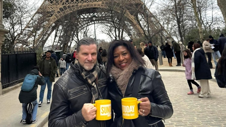 Sunday Mug Shots: Couple Celebrates Engagement in Paris