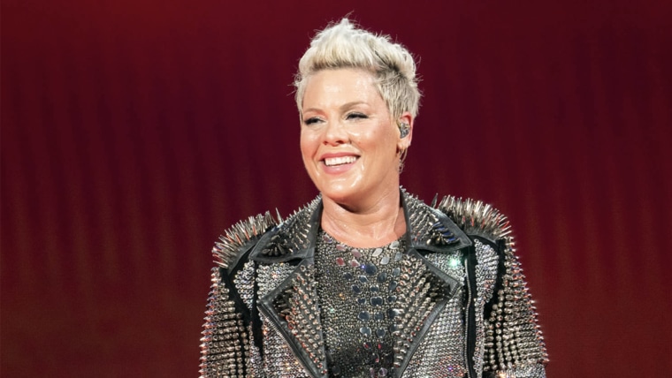 Pink Shouts Out Broadway-Loving Daughter Willow In Her Tonys Opening ...