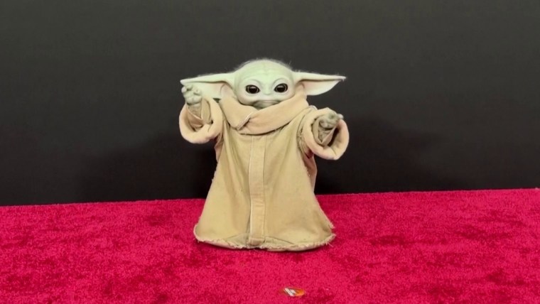 See Grogu Walk Red Carpet at 'Mandalorian and Grogu' Premiere