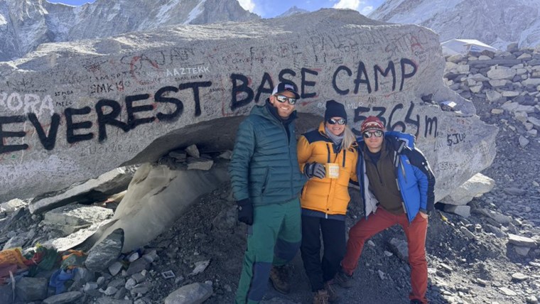 Fan Snap Sunday TODAY Mug Shot at Everest Base Camp