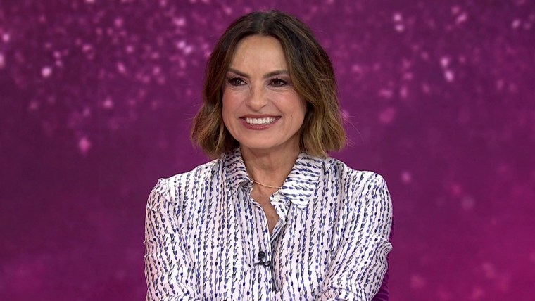 Mariska Hargitay Talks Broadway Debut, Jalen Brunson Friendship