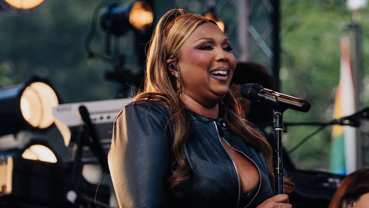 Lizzo Performs New Song ‘Happy 2 Be’ Live on TODAY