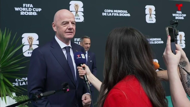 Con tres tarjetas rojas las expulsiones marcan inicio del Mundial