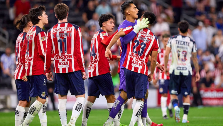 Chivas apuesta por Daniel Aguirre en defensa hasta 2030