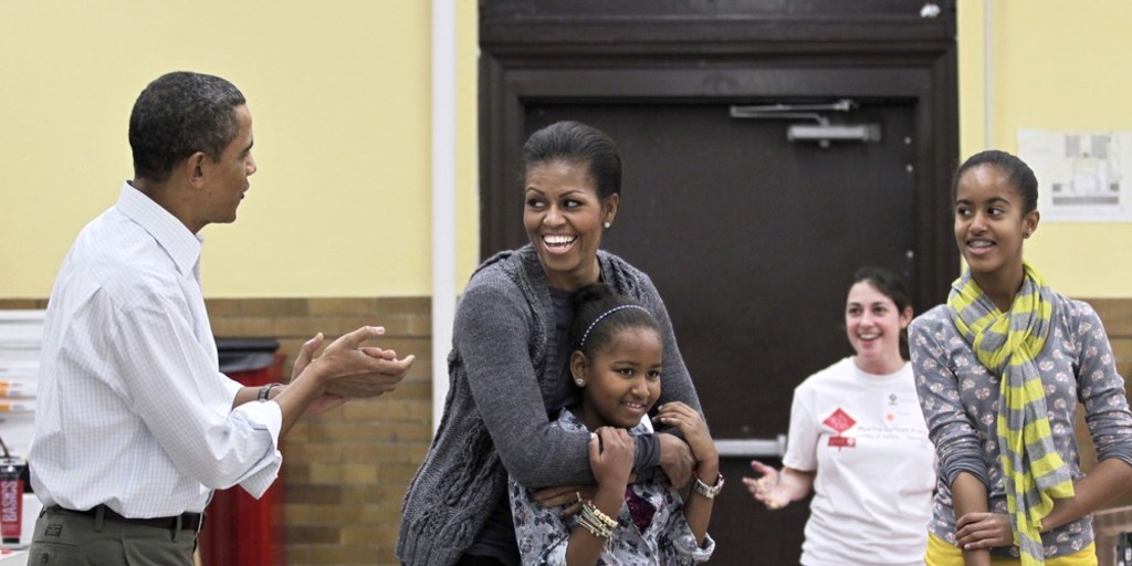 The Obamas’ Holiday Moments: A Legacy of Compassion, Class, and ...