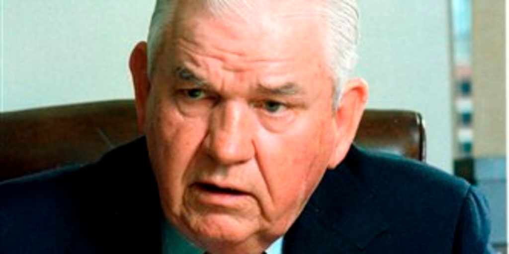 Henry Wade's Instagram, Twitter & Facebook on IDCrawl